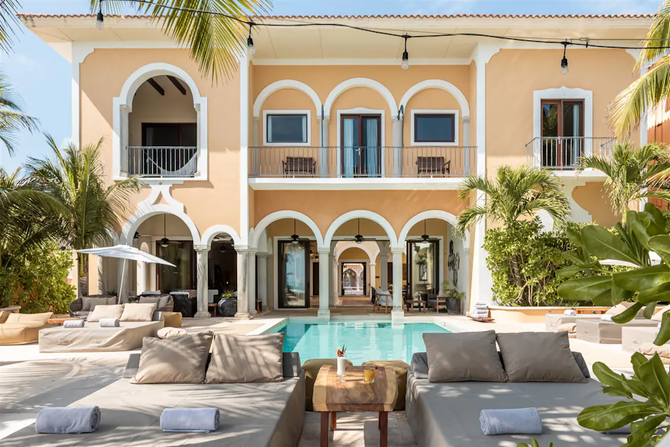 Property Details - Boutique Villa with Beachside Pool on Fatima Bay ...