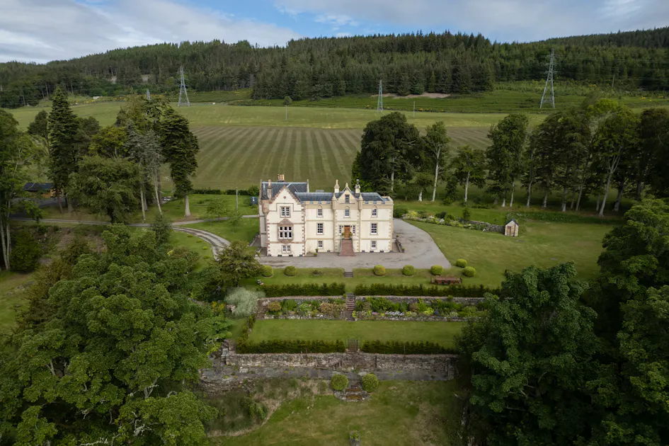 Property Details - Magnificent Georgian Manor in the Scottish Highlands ...