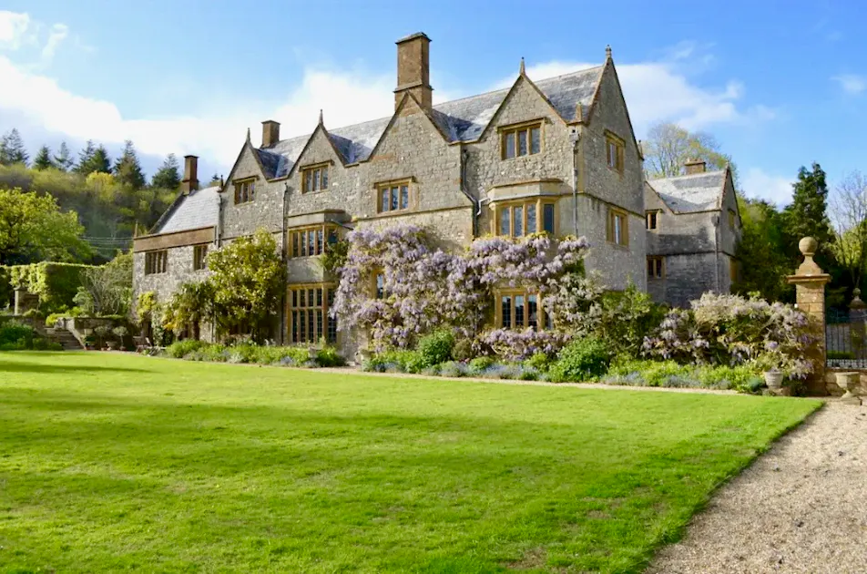 Property Details - Historic Somerset Manor House with Manicured Gardens ...