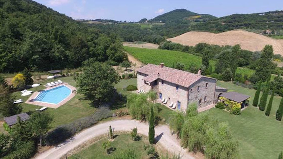 Property Details - Idyllic Farmhouse with Natural Lake and Pool | StayOne