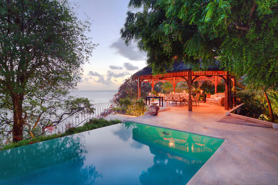 Property Details - Classic Beachfront Villa Adjacent to The Cotton ...