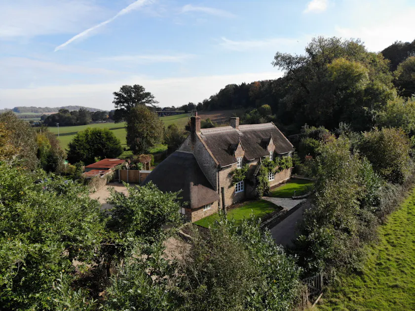 Property Details - Charming Grade II Listed 16th Century Cottage | StayOne