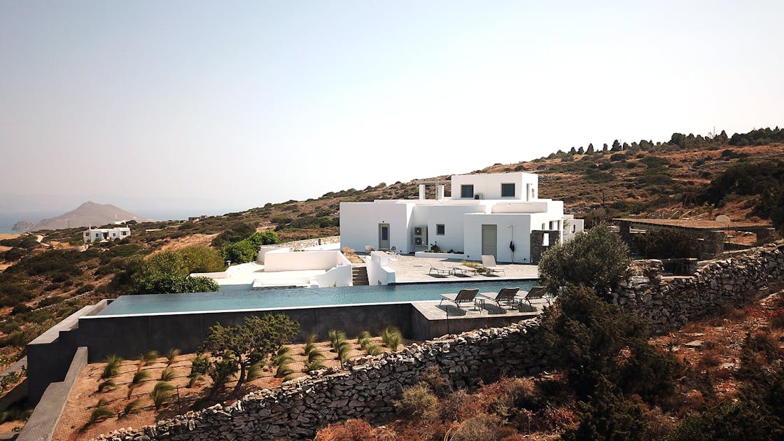 Property Details - Sumptuous Cycladic Villa with Stunning Infinity Pool ...