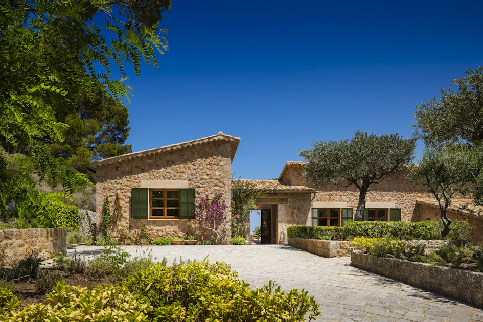 Property Details - Charming & Spacious Mallorcan Home with Private Pool ...