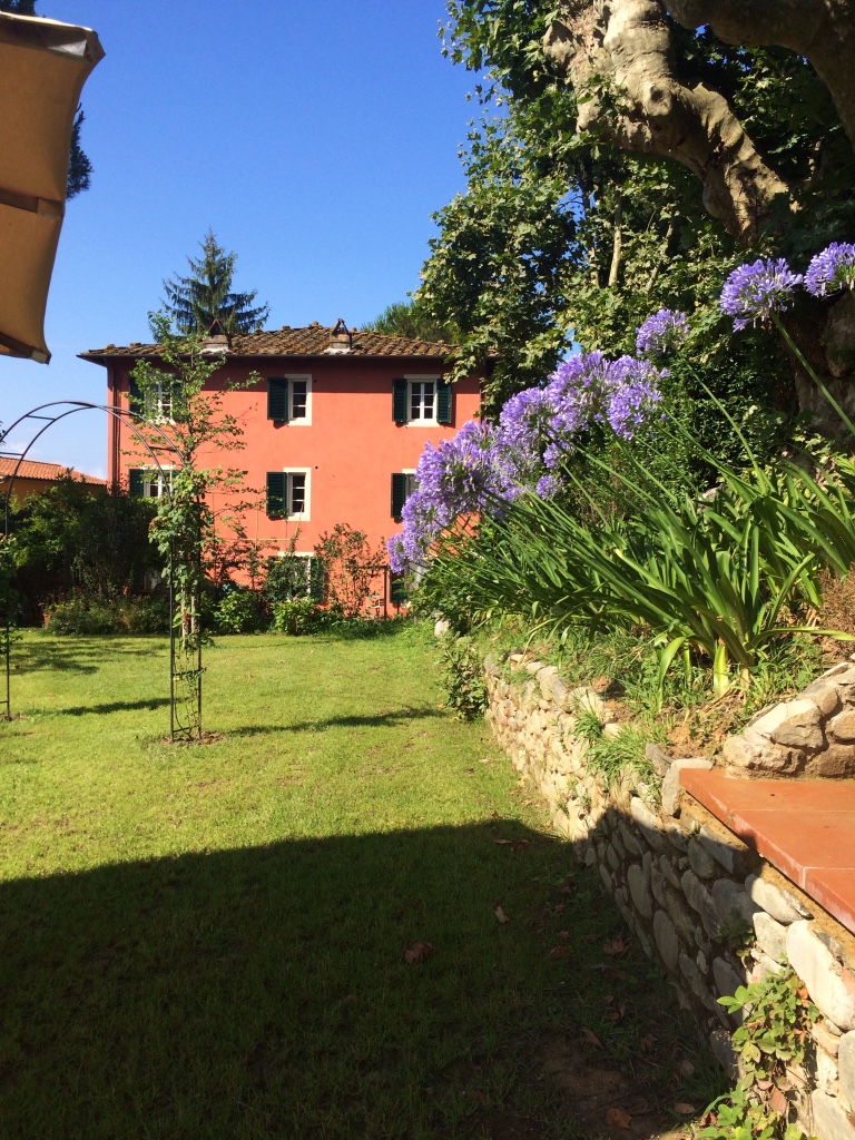 Property Details - Traditional Tuscan Estate Gatehouse with Private ...