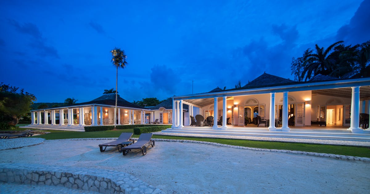 Property Details - Beautiful Jamaican Beachfront Villa at an Exclusive ...