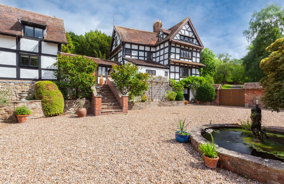 Property Details - Beautiful Elizabethan Mansion on a Private Country ...