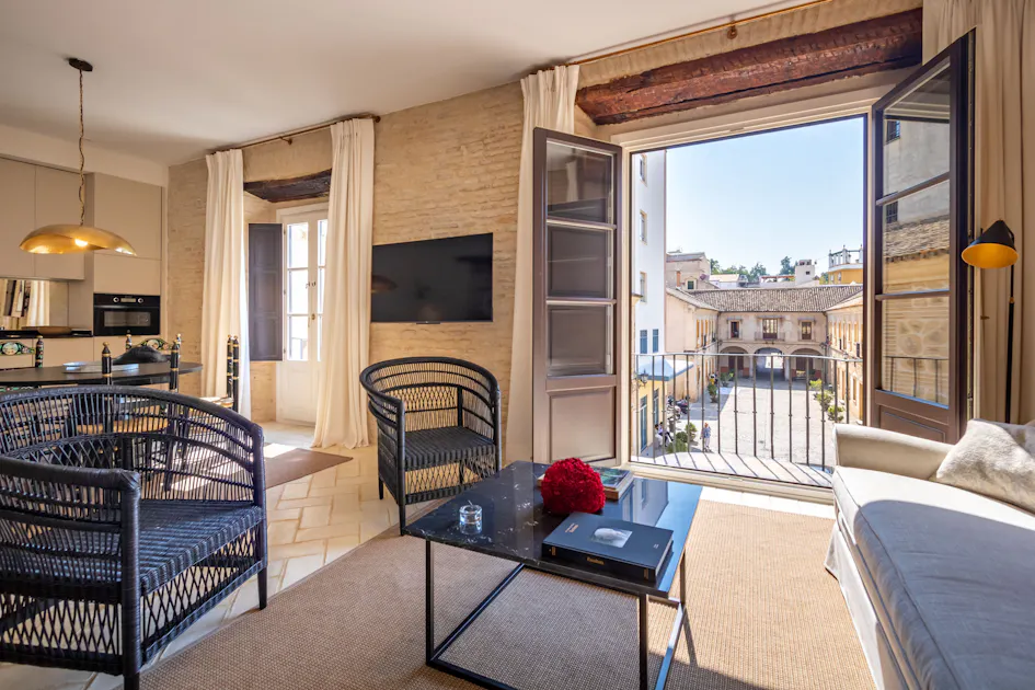 Property Details - Charming Apartment in the Historic Heart of Seville ...